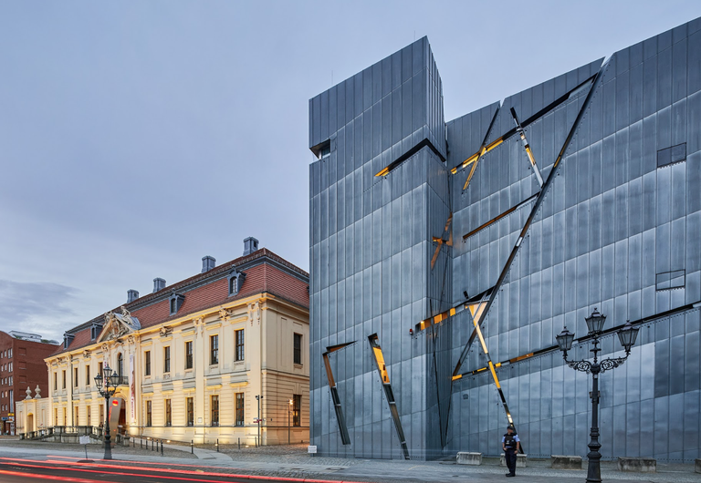 Inside/Out Lecture Series: Building memory with Carla Swickerath ...